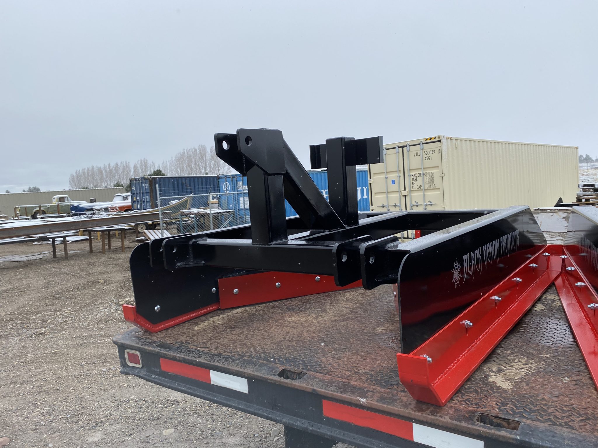 Pivot Track Filler - Black Venom Products